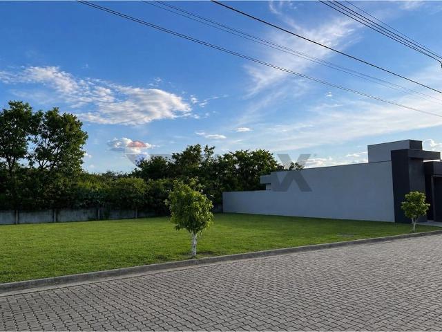 Terreno em Condomínio para Venda em Araçoiaba da Serra/SP Centro