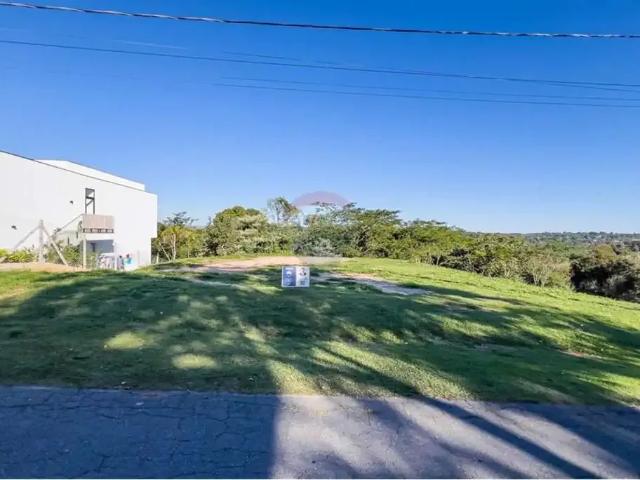 Terreno em Condomínio para Venda em Araçoiaba da Serra/SP Centro