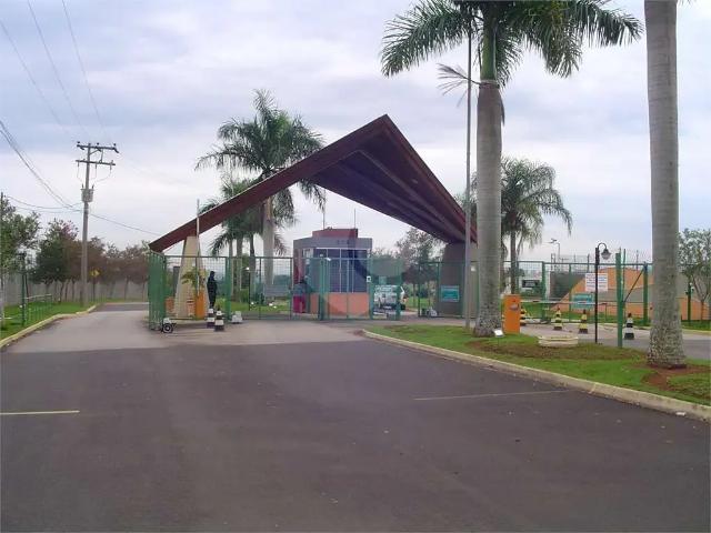Terreno em Condomínio para Venda em Araçoiaba da Serra/SP Condomínio Saint Charbel