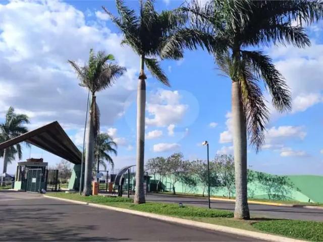 Terreno em Condomínio para Venda em Araçoiaba da Serra/SP Condomínio Saint Charbel