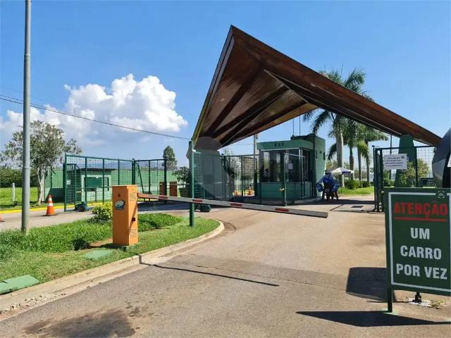 Terreno em Condomínio para Venda em Araçoiaba da Serra/SP Condomínio Saint Charbel