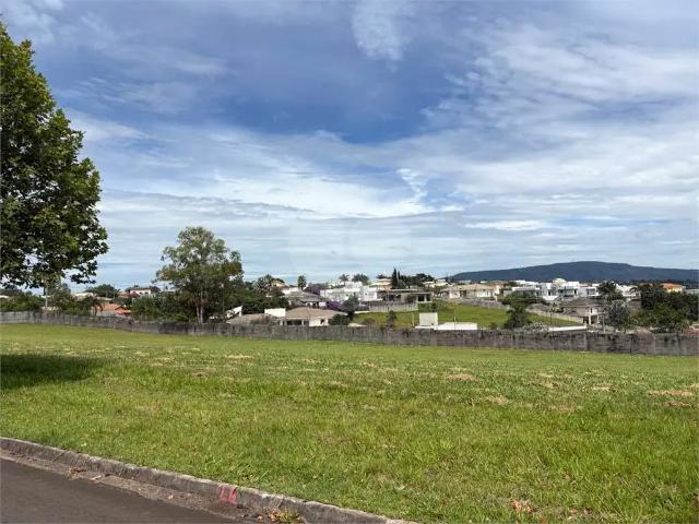 Terreno em Condomínio para Venda em Araçoiaba da Serra/SP Condomínio Saint Charbel