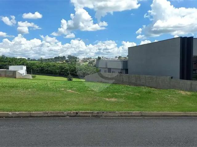 Terreno em Condomínio para Venda em Araçoiaba da Serra/SP Condomínio Village Ipanema