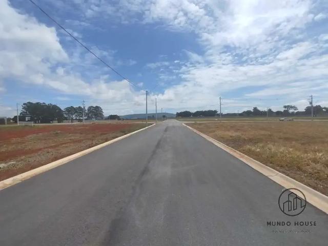 Terreno em Condomínio para Venda em Araçoiaba da Serra/SP Jardim Colonial I