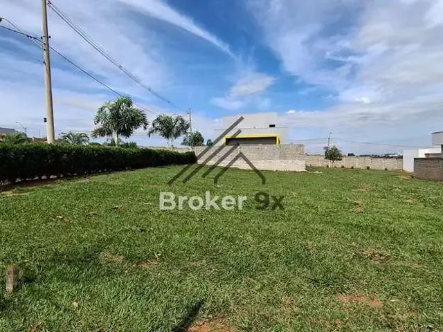 Terreno em Condomínio para Venda em Araraquara/SP Residencial Volpi
