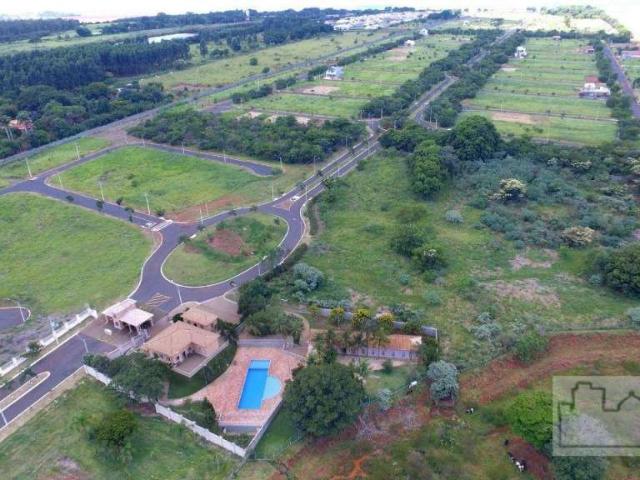 Terreno em Condomínio para Venda em Araraquara/SP Jardim São Camilo II