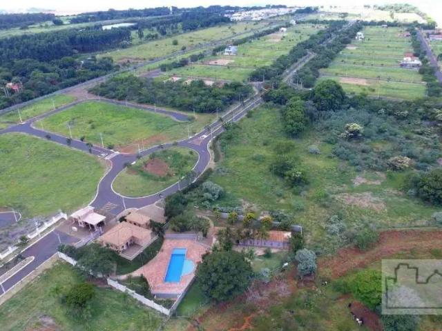 Terreno em Condomínio para Venda em Araraquara/SP Jardim São Camilo II
