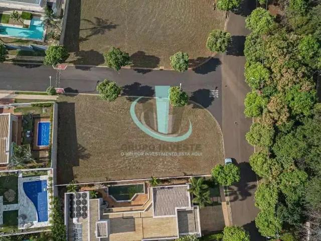 Terreno em Condomínio para Venda em Araraquara/SP Residencial Portal dos Oitis