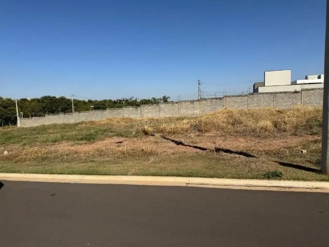 Terreno em Condomínio para Venda em Araraquara/SP Residencial Village Damha IV