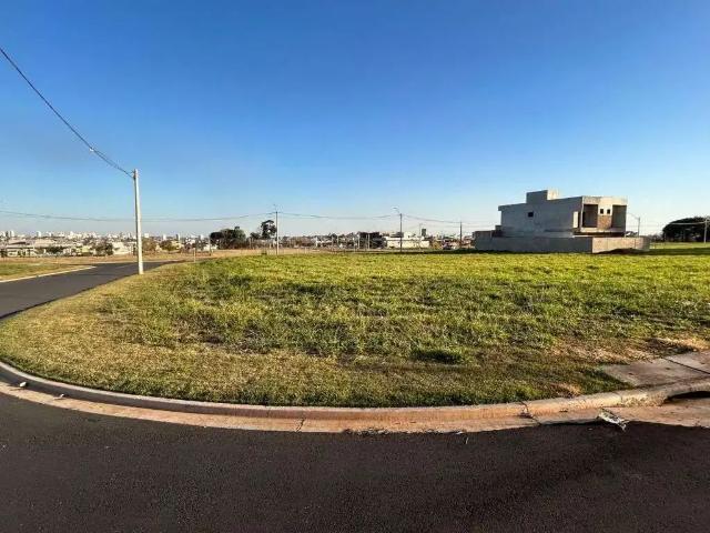 Terreno em Condomínio para Venda em Araraquara/SP Residencial Village Damha IV