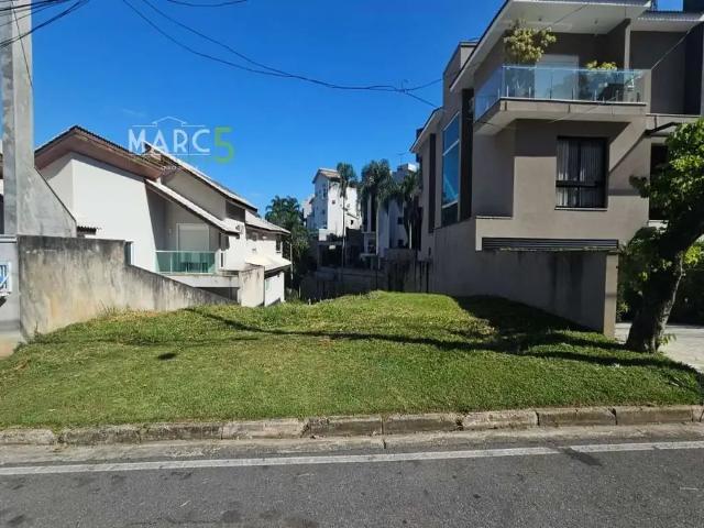 Terreno em Condomínio para Venda em Arujá/SP Arujá 5