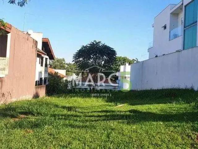 Terreno em Condomínio para Venda em Arujá/SP Arujá 5