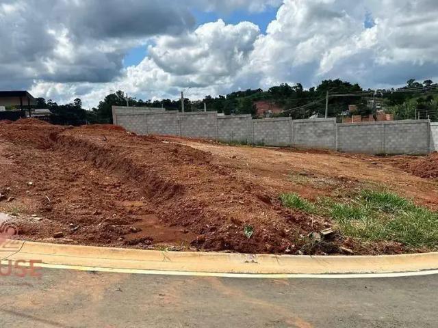 Terreno em Condomínio para Venda em Arujá/SP Portão