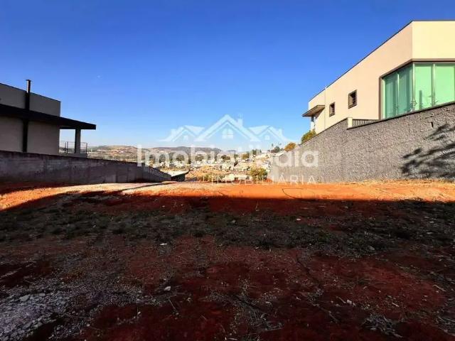 Terreno em Condomínio para Venda em Atibaia/SP Condomínio Residencial Shamballa III
