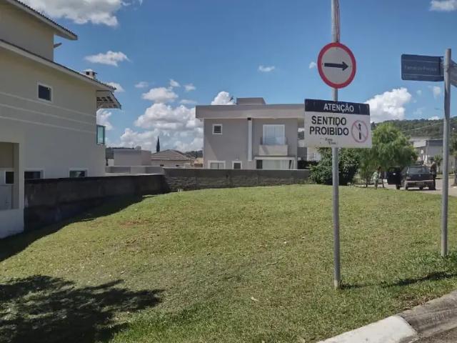 Terreno em Condomínio para Venda em Atibaia/SP Centro