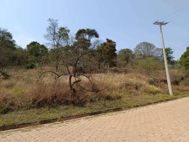 Terreno em Condomínio para Venda em Atibaia/SP Estância Santa Maria do Laranjal