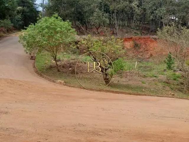 Terreno em Condomínio para Venda em Atibaia/SP Estância Santa Maria do Laranjal