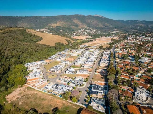 Terreno em Condomínio para Venda em Atibaia/SP Jardim dos Pinheiros