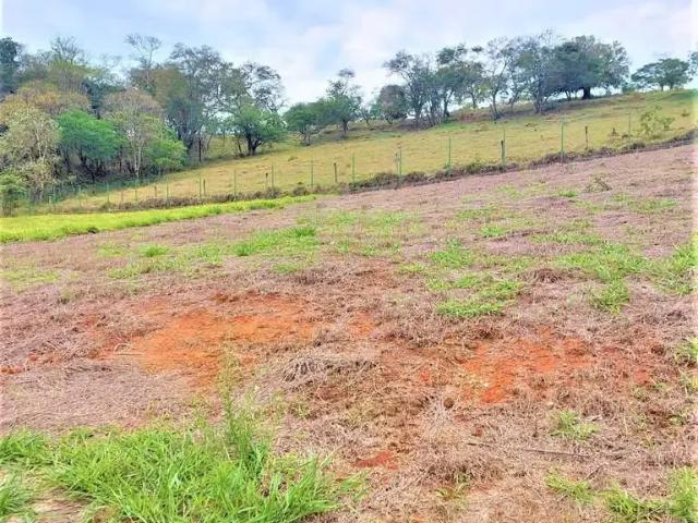 Terreno em Condomínio para Venda em Atibaia/SP Jardim dos Pinheiros