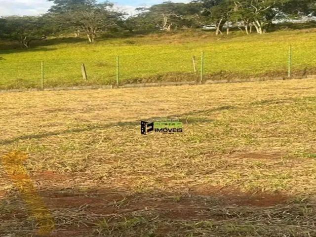 Terreno em Condomínio para Venda em Atibaia/SP Jardim dos Pinheiros