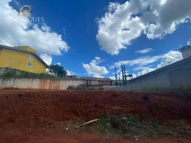 Terreno em Condomínio para Venda em Atibaia/SP Loteamento Fazenda Santana
