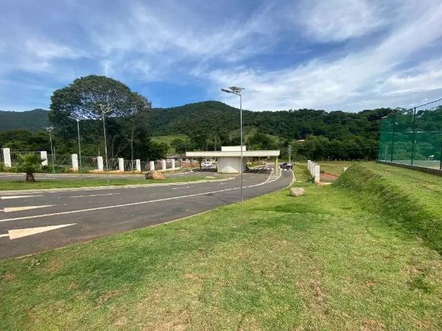 Terreno em Condomínio para Venda em Atibaia/SP Laranja Azeda
