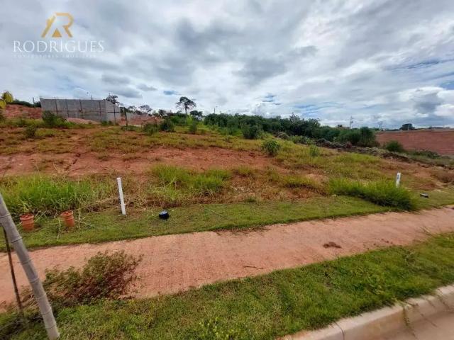 Terreno em Condomínio para Venda em Atibaia/SP Nova Cerejeira