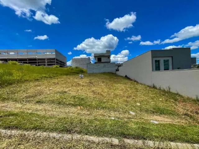 Terreno em Condomínio para Venda em Atibaia/SP Nova Cerejeira