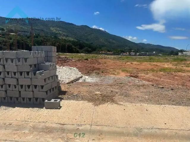 Terreno em Condomínio para Venda em Atibaia/SP Vila Petrópolis