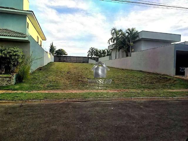 Terreno em Condomínio para Venda em Bauru/SP Residencial Lago Sul