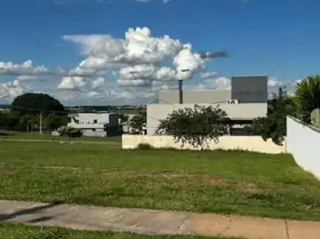 Terreno em Condomínio para Venda em Bauru/SP Residencial Tamboré