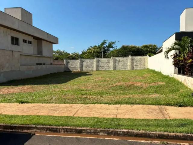 Terreno em Condomínio para Venda em Bauru/SP Residencial Tamboré