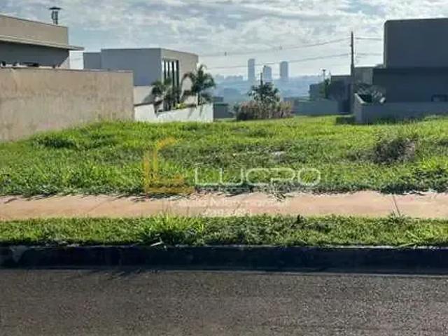 Terreno em Condomínio para Venda em Bauru/SP Residencial Tamboré