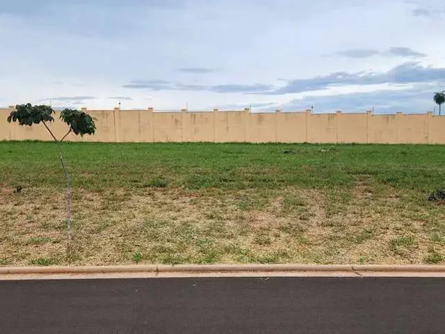 Terreno em Condomínio para Venda em Bauru/SP Samambaia Parque Residencial