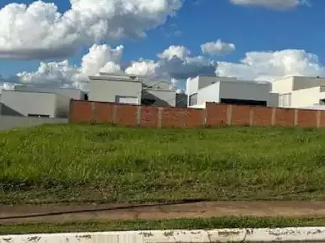 Terreno em Condomínio para Venda em Bauru/SP Vila Santista