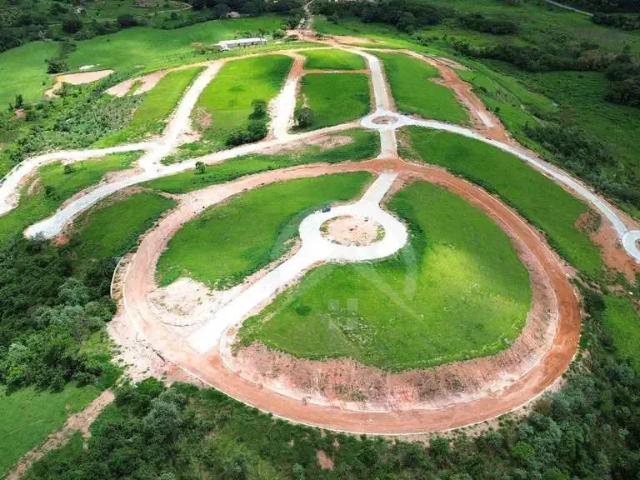 Terreno em Condomínio para Venda em Bom Jesus dos Perdões/SP Cachoeirinha