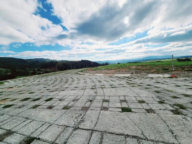 Terreno em Condomínio para Venda em Bom Jesus dos Perdões/SP Centro