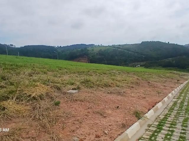Terreno em Condomínio para Venda em Bom Jesus dos Perdões/SP Centro