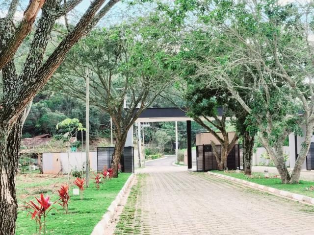Terreno em Condomínio para Venda em Bom Jesus dos Perdões/SP Centro