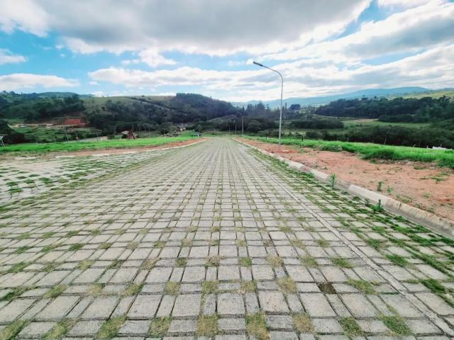 Terreno em Condomínio para Venda em Bom Jesus dos Perdões/SP Centro