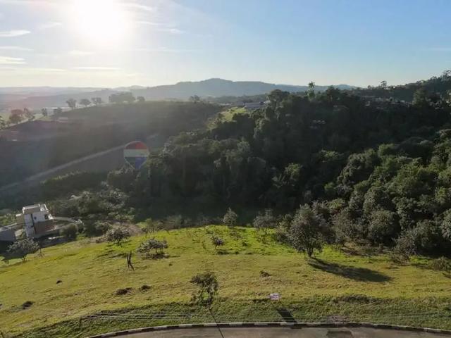 Terreno em Condomínio para Venda em Bom Jesus dos Perdões/SP Centro