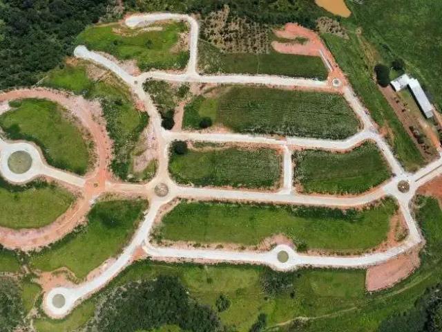 Terreno em Condomínio para Venda em Bom Jesus dos Perdões/SP Centro