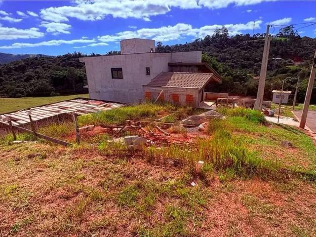 Terreno em Condomínio para Venda em Bom Jesus dos Perdões/SP Centro