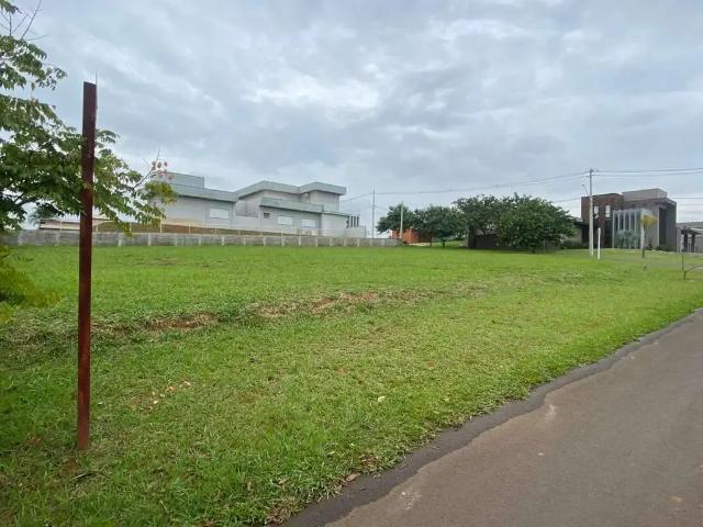 Terreno em Condomínio para Venda em Botucatu/SP Residencial Parque Laguna I