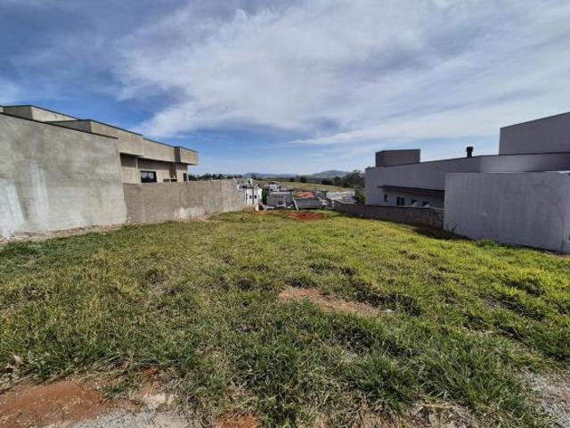 Terreno em Condomínio para Venda em Bragança Paulista, Jardim Flamboyan