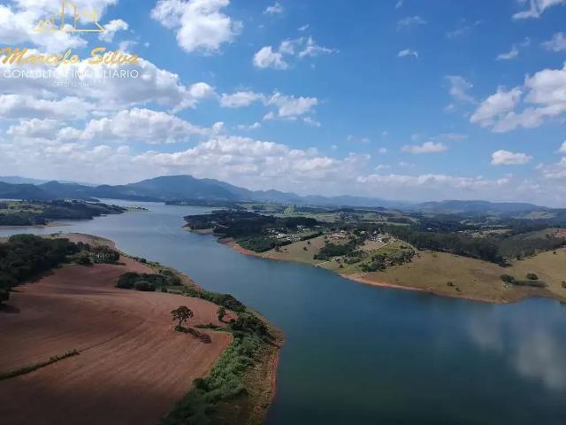 Terreno em Condomínio para Venda em Bragança Paulista/SP Bom Retiro