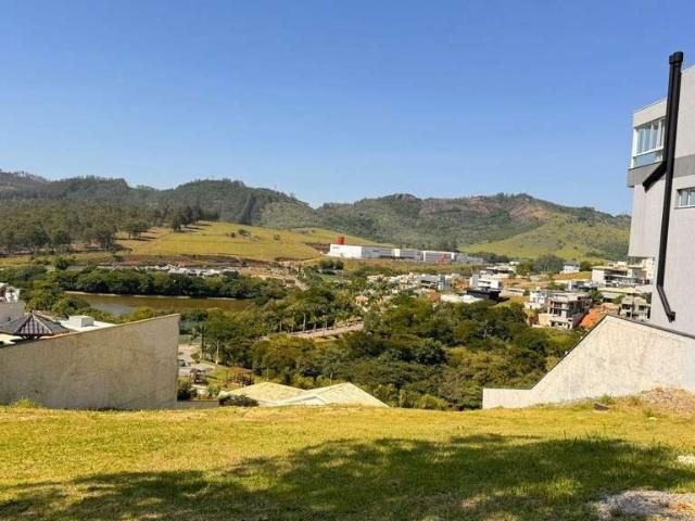 Terreno em Condomínio para Venda em Bragança Paulista/SP Condomínio Vale das Águas