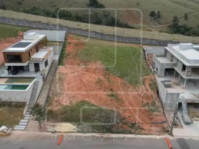 Terreno em Condomínio para Venda em Bragança Paulista/SP Condomínio Vale das Águas
