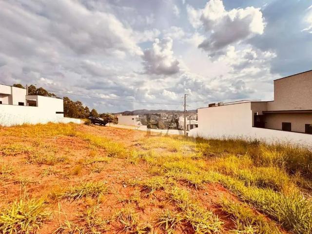 Terreno em Condomínio para Venda em Bragança Paulista/SP Parque Imperador