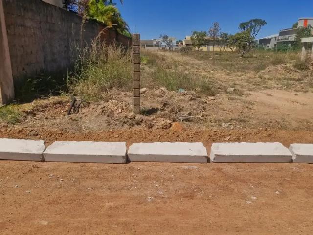 Terreno em Condomínio para Venda em Brasília/DF Setor Habitacional Tororó Santa Maria